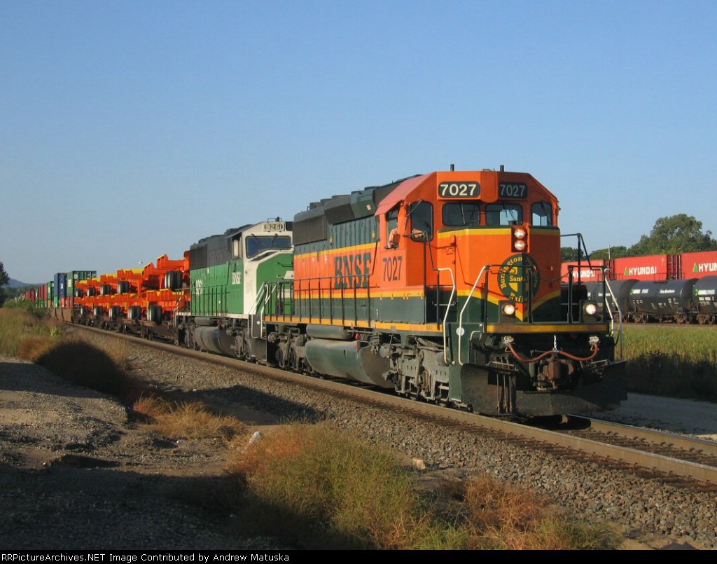 BNSF 7027